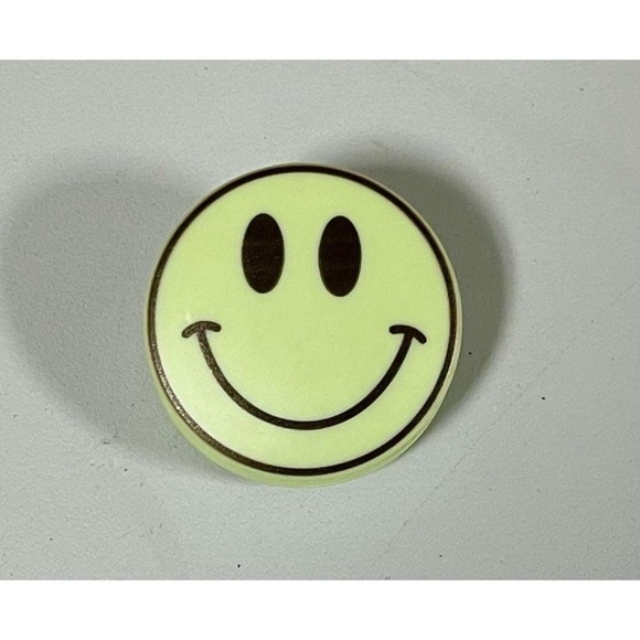 Other | Green Pastel Smile Smiley Face Food Bag Chips Clip Pastel ...